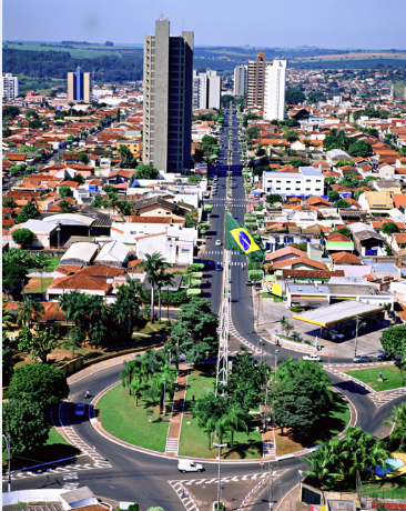 Cidade de Bebedouro/SP. adota sistema Drive Thru para Feira Livre ...
